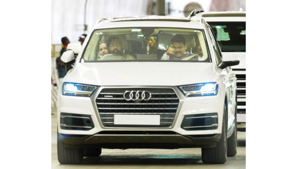 Maharashtra CM Devendra Fadnavis, Dy CMs Eknath Shinde and Ajit Pawar Take the Wheel on Newly ...