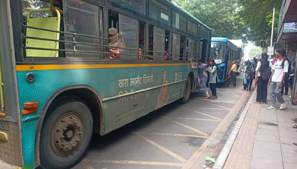 PMPML App Crosses 10 Lakh Downloads, But Real-Time Bus Tracking Still Unreliable, Say Pune ...