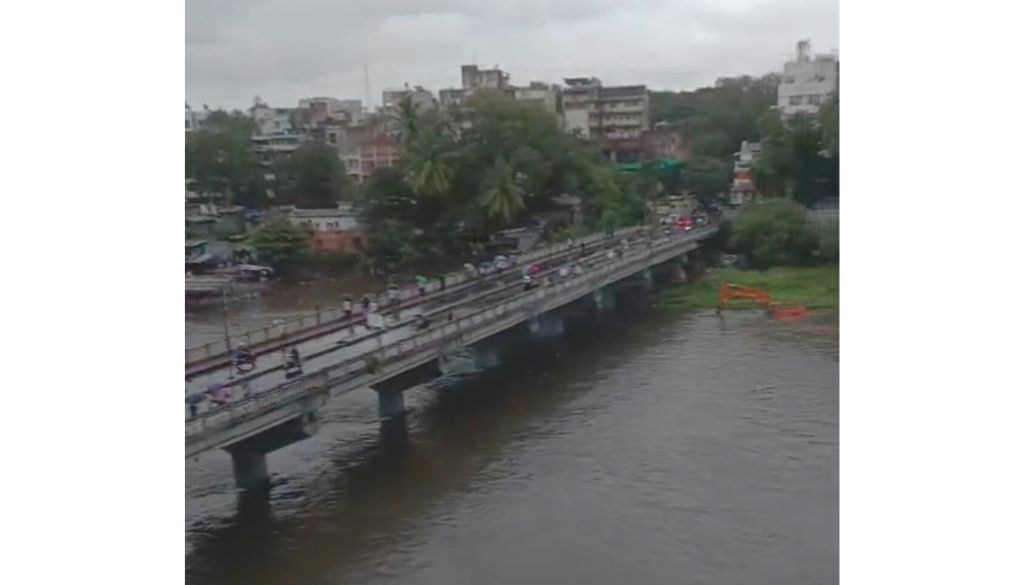 Pune Flood Alert: Khadakwasla Dam Releases 35,310 Cusecs Into Mutha River - Punekar News