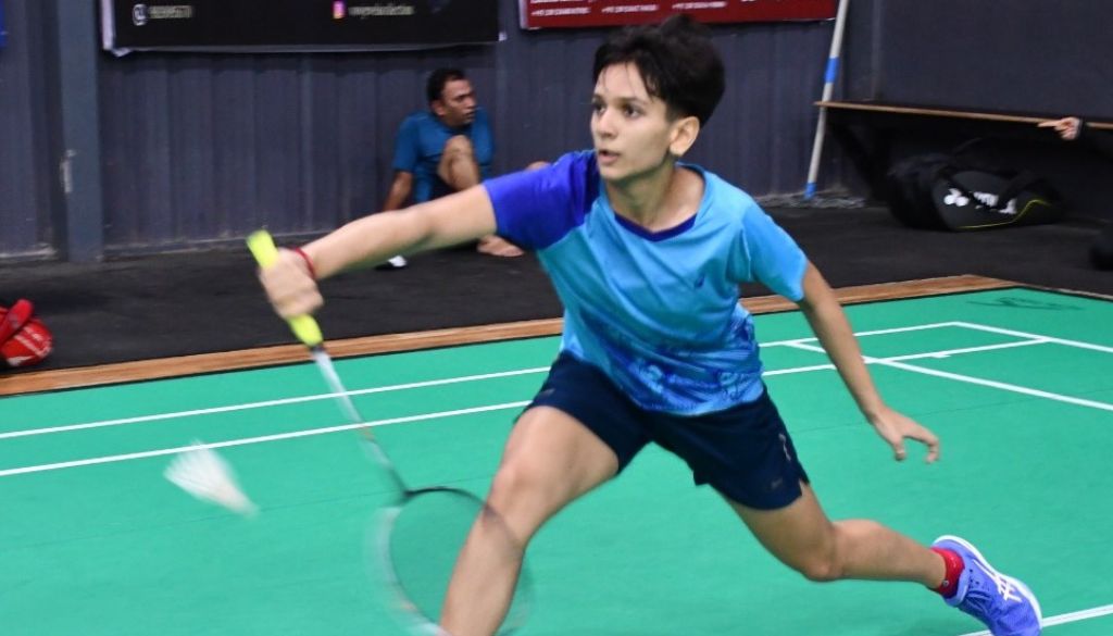 Pune: Patil, Banger continue upset spree at District Super 100 Ranking Badminton Tournament ...
