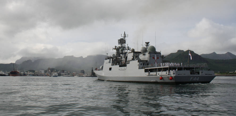 Indian Naval Ship Tabar Visits Mauritius - Punekar News