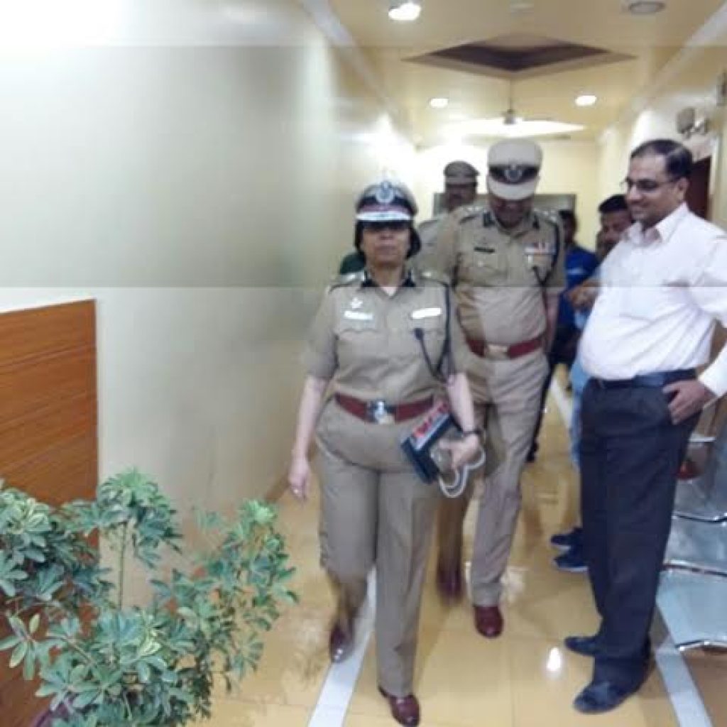 Know How Pune Police Runs Organized Extortion Racket Through Hafta ...