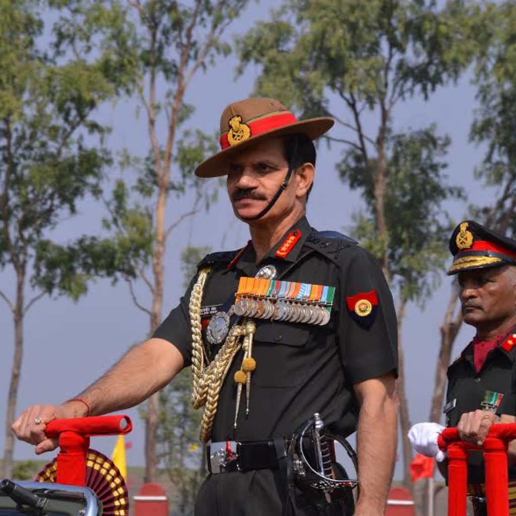 COAS PRESENTS COLOURS TO TWO BATTALIONS OF THE MAHAR REGIMENT - Punekar ...