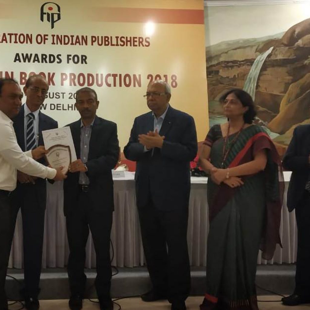 City based Manovikas Prakashan honored by The Federation of Indian ... City based Manovikas Prakashan honored by The Federation of Indian ...