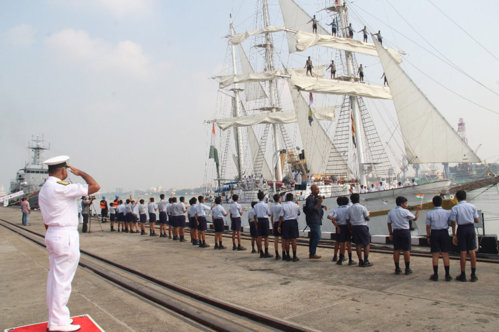 INS Tarangini returns after Vogage across the World - Punekar News