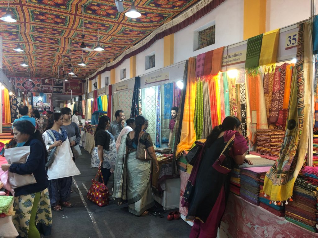 Hastashilpi Silk India - 2018 At Sonal Hall, Karve Road, Pune ...
