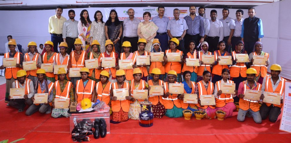 Women construction labourers complete their training in masonry ...