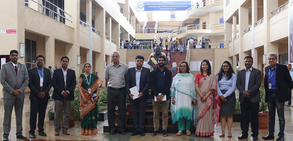 WiselyWise launches the first Conversational AI curriculum at ISquareIT ...