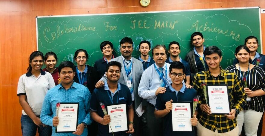 5 Students from Aakash Institute secure 99 percentile in JEE Mains 2020 ...