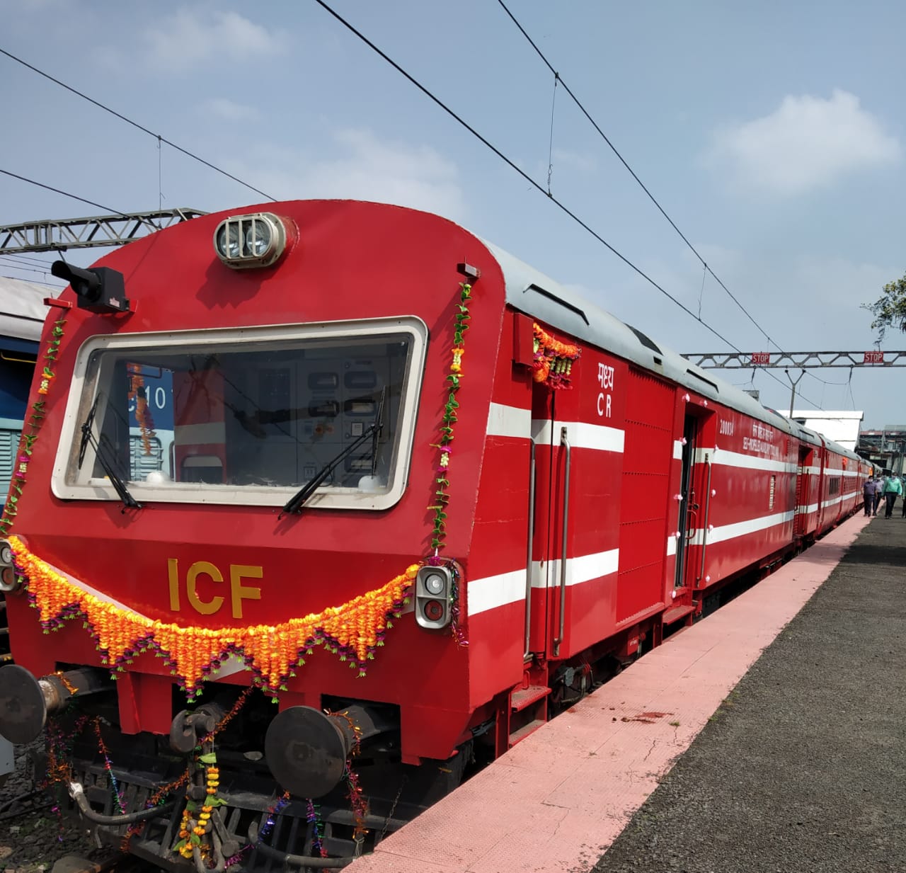 Pune: Railway Division Gets Modern Accident Relief Medical Train ...