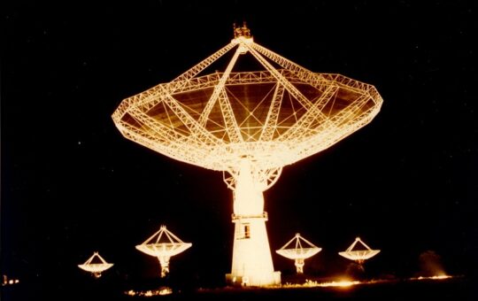 Pune: World's Largest Telescope GMRT In Danger Due To Reliance Jio ...