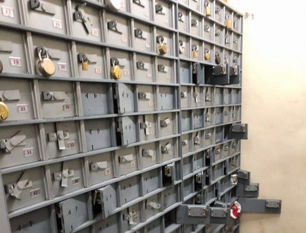 Know These Important Things Before Opening Bank Lockers Punekar News