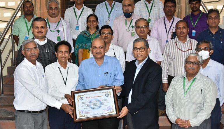 Pune: ARDE, HEMRL Develop Canopy Severance System For LCA Tejas, ToT ...