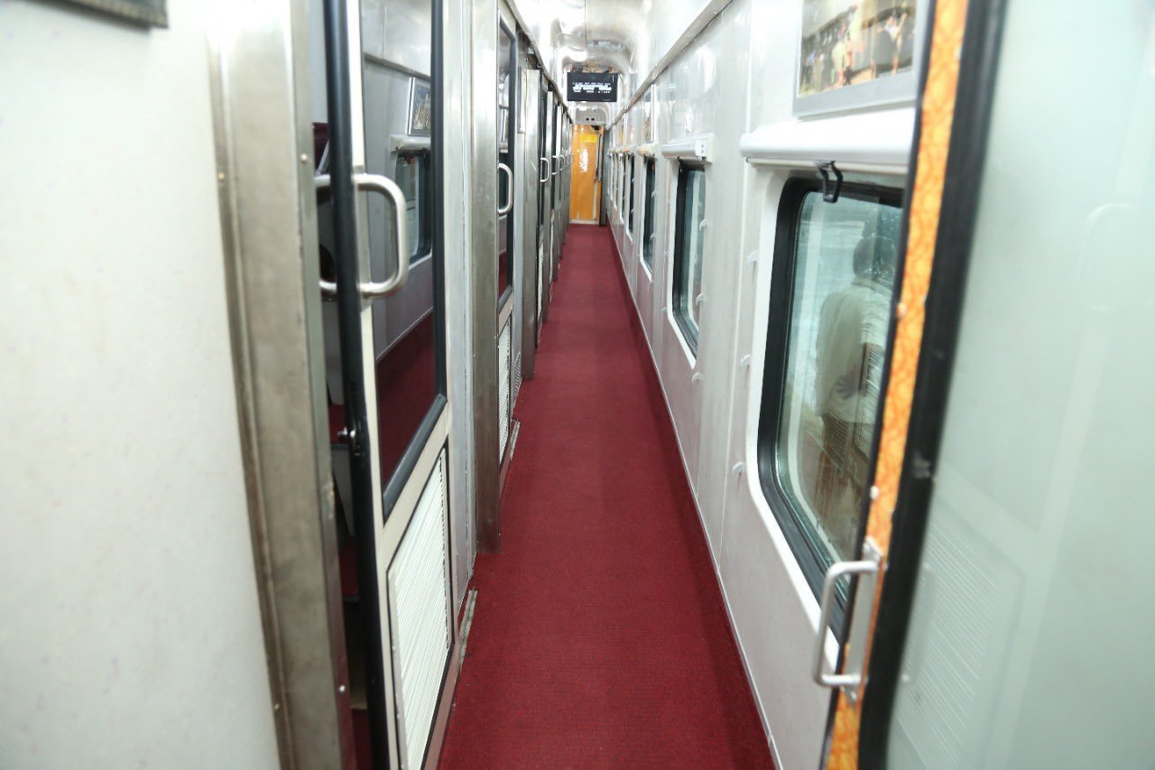 Mumbai-Delhi Rajdhani Express Modified With Tejas Coaches, Check All ...