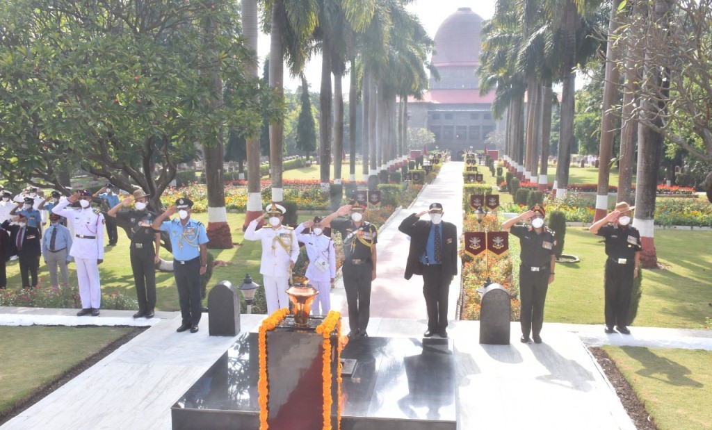 Pune: 1971 War Victory Flame Reaches National Defence Academy ...