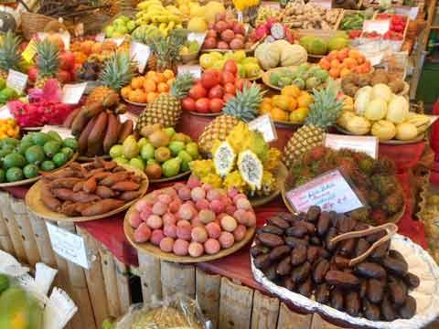 Despite High Prices, Imported Fruits Demand On The Rise In Pune ...