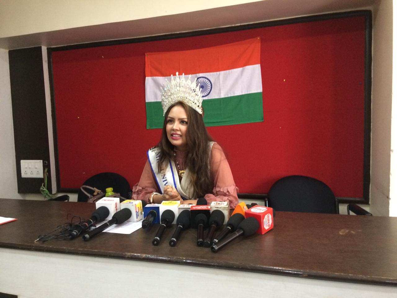 Pune: Dr Prachiti Punde Is All Set To Represent India In Mrs Universe ...