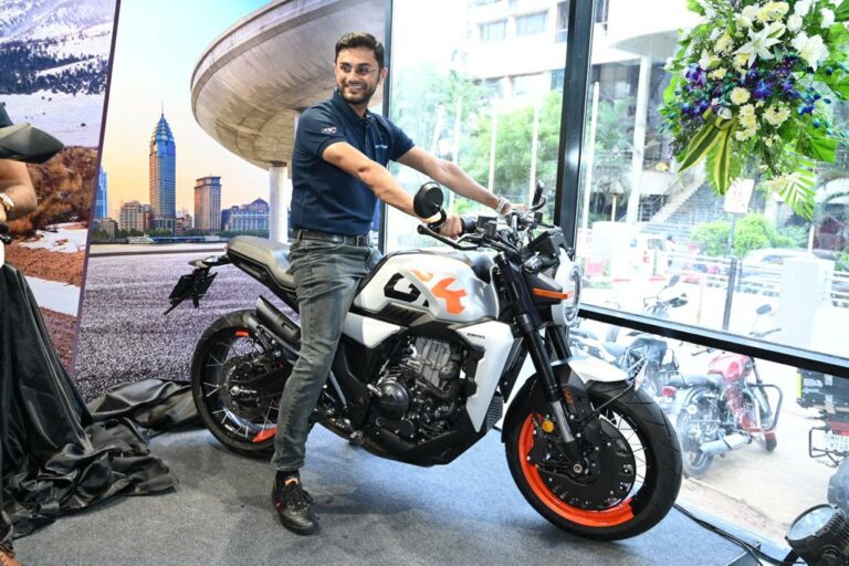 Moto Vault Inaugurates First Showroom at Pune - Punekar News