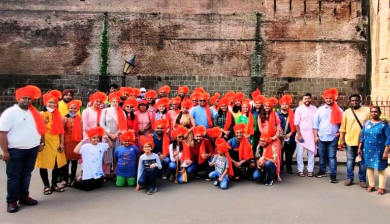 Pune Heritage Walks had organized a 'Ganpati Mandal Hopping Walk ...