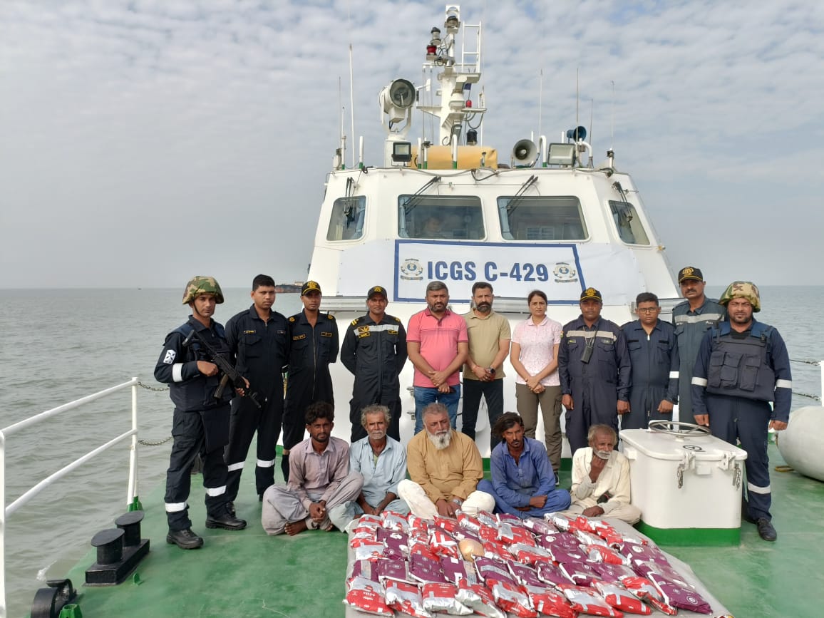 Drugs Worth Rs 350 Crores Seized From Pakistani Boat Off Gujarat Coast