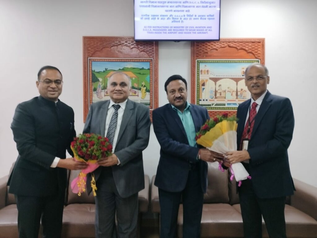 Chief Election Commissioner Rajiv Kumar, Election Commissioner Anup ...