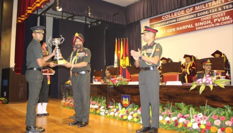 Pune: Scroll Presentation Ceremony Held At College of Military ...