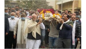 PM Modi's Mother Heeraben Modi Passes Away At Age Of 100 - Punekar News