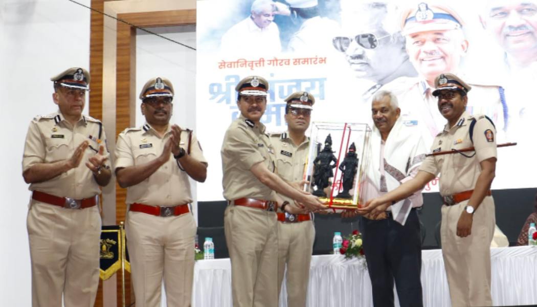Pune: Police Officers Honored With DGP Insignia And Special Seva Medal ...