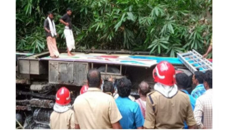 Tamil Nadu: 62 Injured As Bus Carrying Sabarimala Pilgrims Falls Into ...