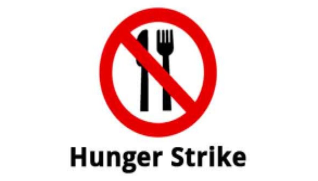 Pune: Elderly Couple Stages Hunger Strike Against Tenant Who Is Not ...