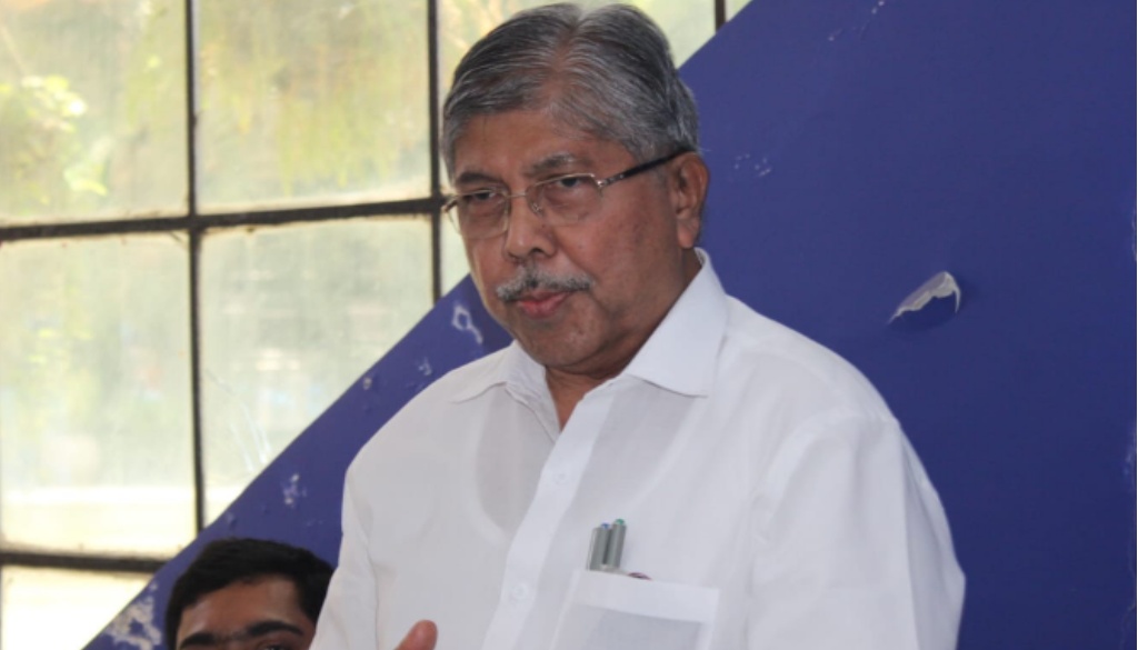 Pune: Guardian Minister Assures MLA Funds To Help Societies In Kothrud ...