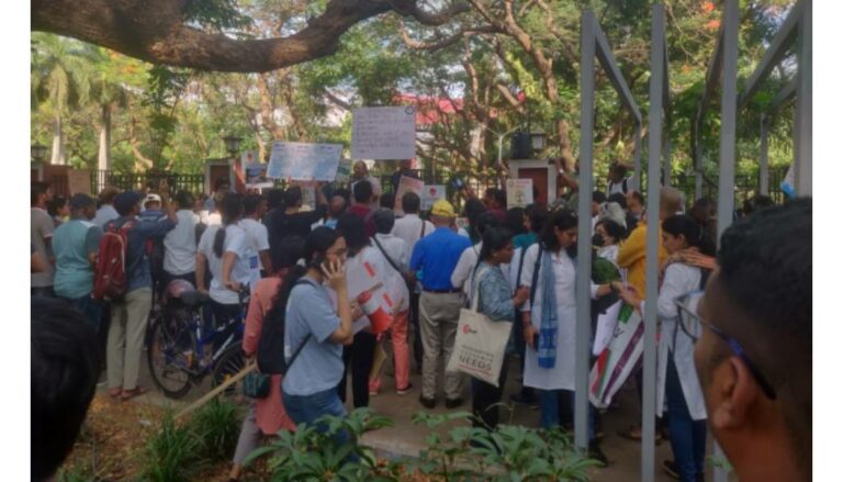 Huge Response Of Pune Citizens Towards Chipko Movement - Punekar News