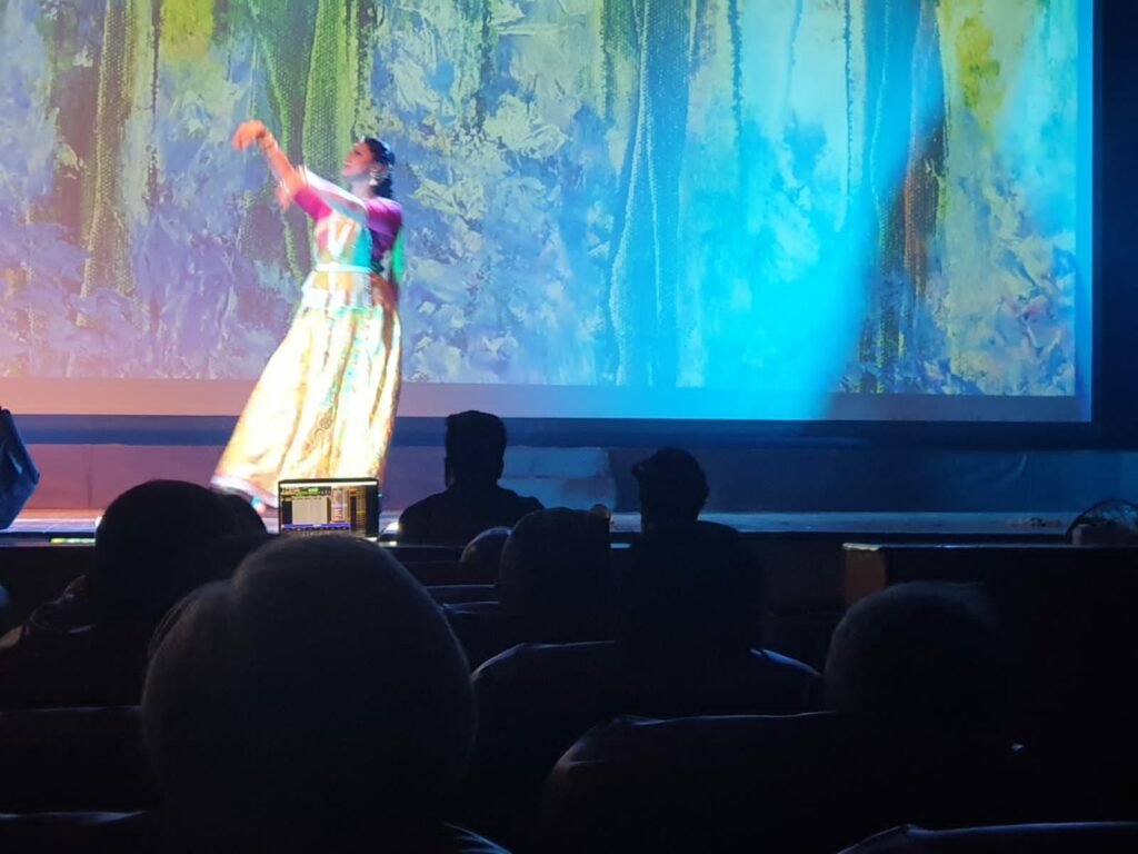 Pune: Kathak Dance Meets Contemporary Styles In Medha Foundation's ...