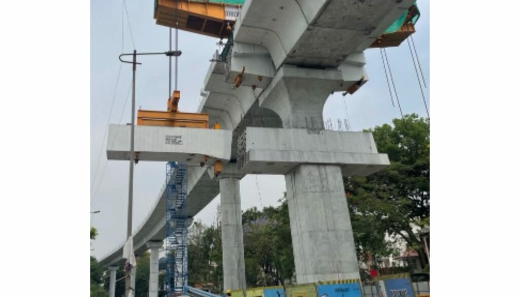 Platform Pier Arm Erection For Pune Metro Line 3 Begins On Baner Road ...
