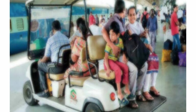 Paid Battery-Operated Cart Service to Start at Pune Railway Station ...