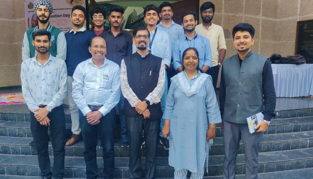 Innovation Exhibition at Savitribai Phule Pune University Celebrates Dr ...