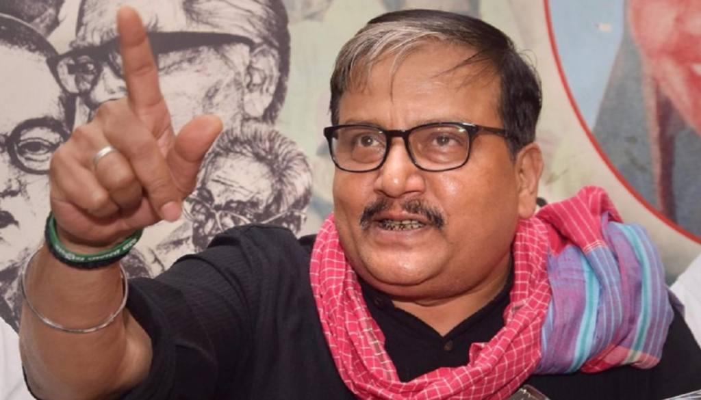 Criticism Against BJP: RJD Spokesperson Warns of Dangers in Majority ...