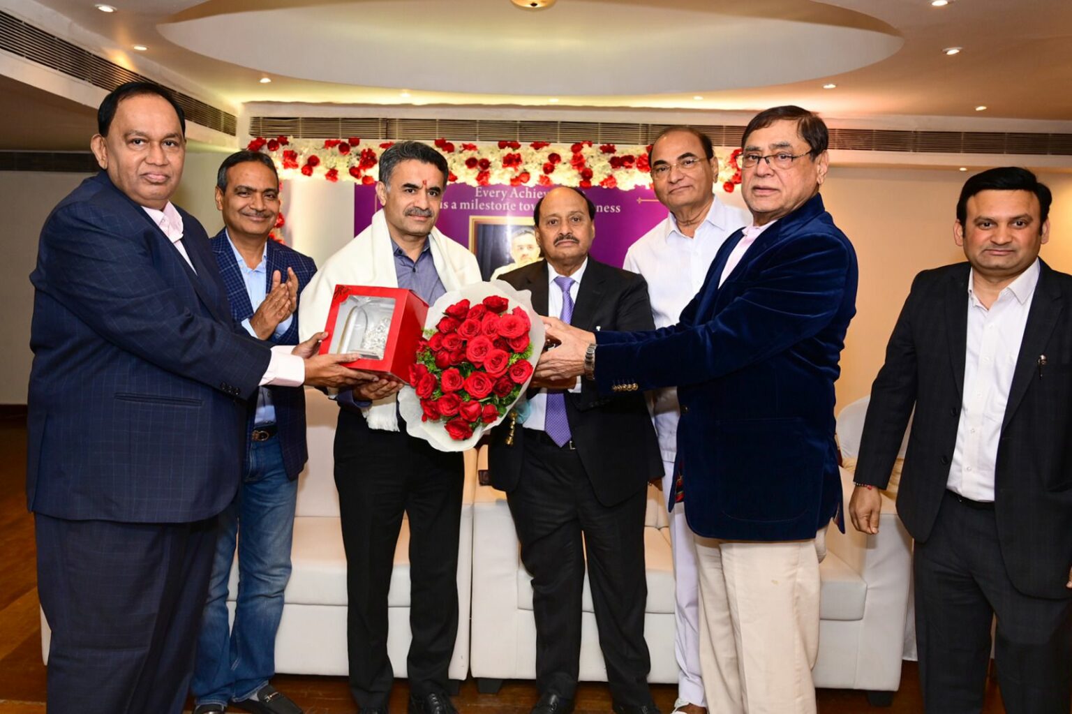 Pune: Maharashtra Chief Secretary Dr. Nitin Kareer Honored in Grand Felicitation Ceremony ...