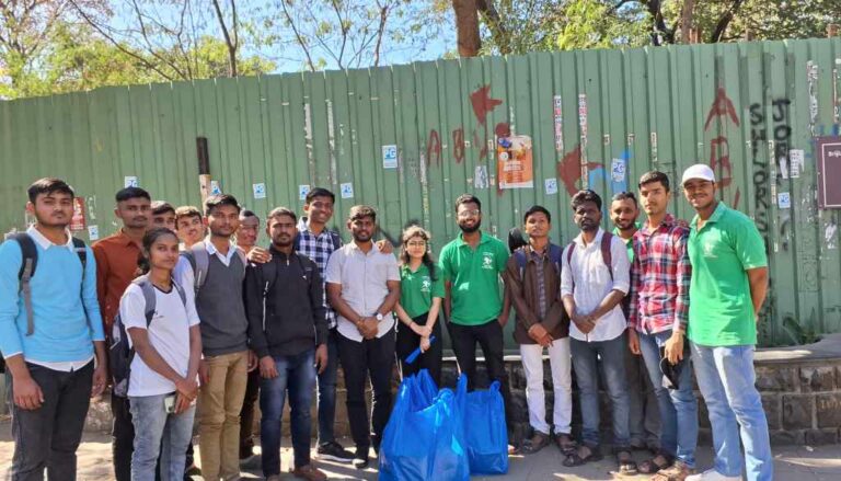 Pune: 60 Needy Students Receive Extended Support As Robinhood Army ...