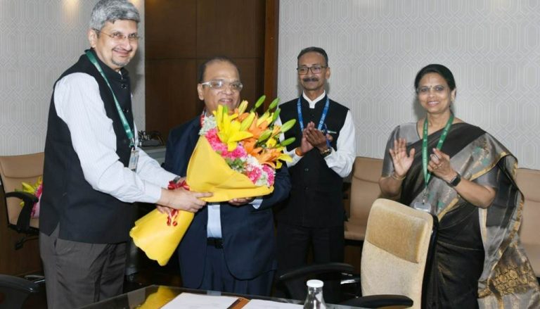 Pune: Former DRDO Scientist Dr. Narayana Murthy Assumes Role as DIAT ...