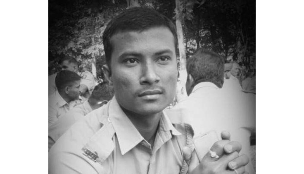 Pune Police Constable Shoots Himself With Service Weapon - Punekar News