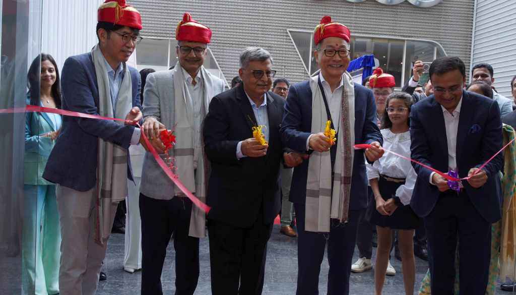 Hyundai Motor India inaugurates three new Dealer Showrooms in Pune ...