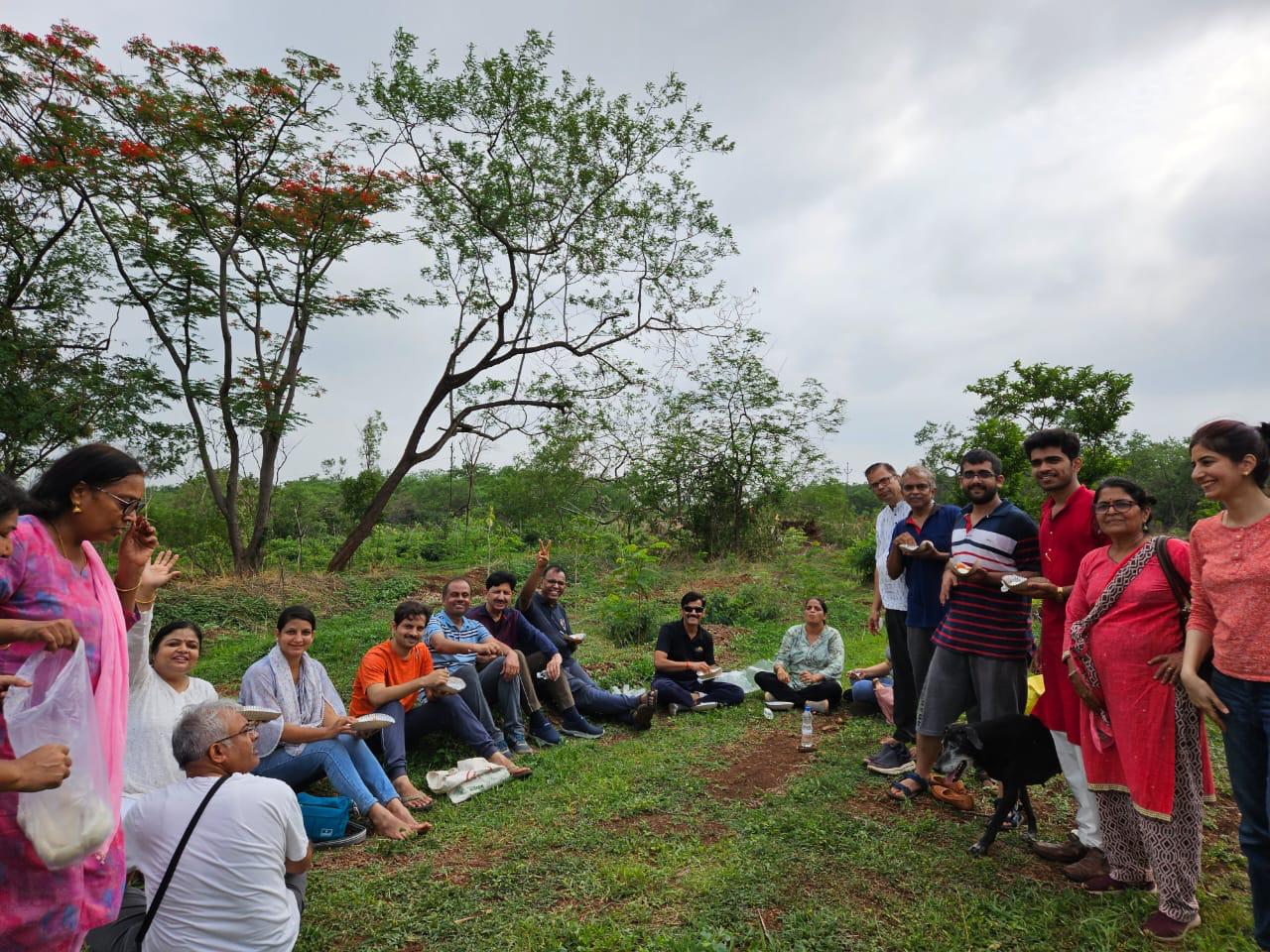 Tree Plantation Drive by Art of Living and Nandanvan Volunteers: A Step ...