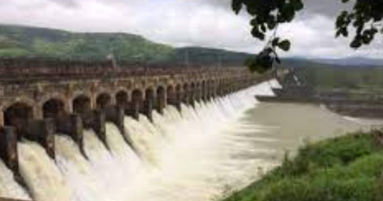 Pune: Bhatghar Dam Reaches 98% Capacity; Automatic Gates Tested with ...