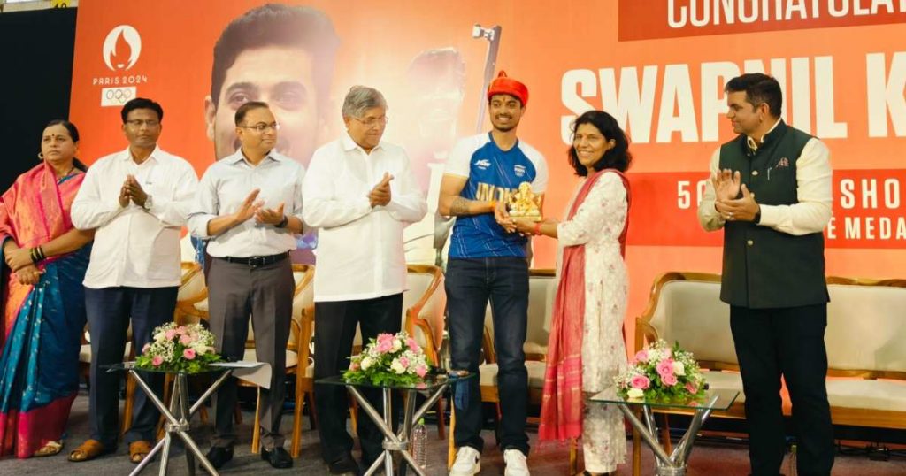 Olympic Bronze Medalist Shooter Swapnil Kusale Receives a Hero's Welcome in Pune - Punekar News