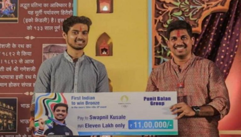 Punit Balan Group honours Olympic Medal Winner Swapnil Kusale with Rs ...