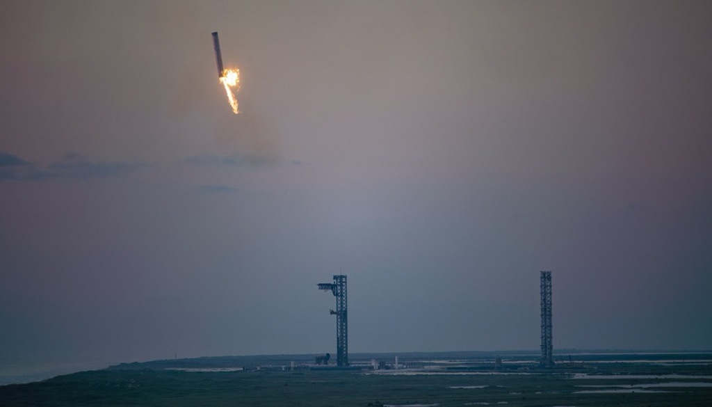 Elon Musk's SpaceX Launch Mega Starship Rocket Said To Be Tallest And ...