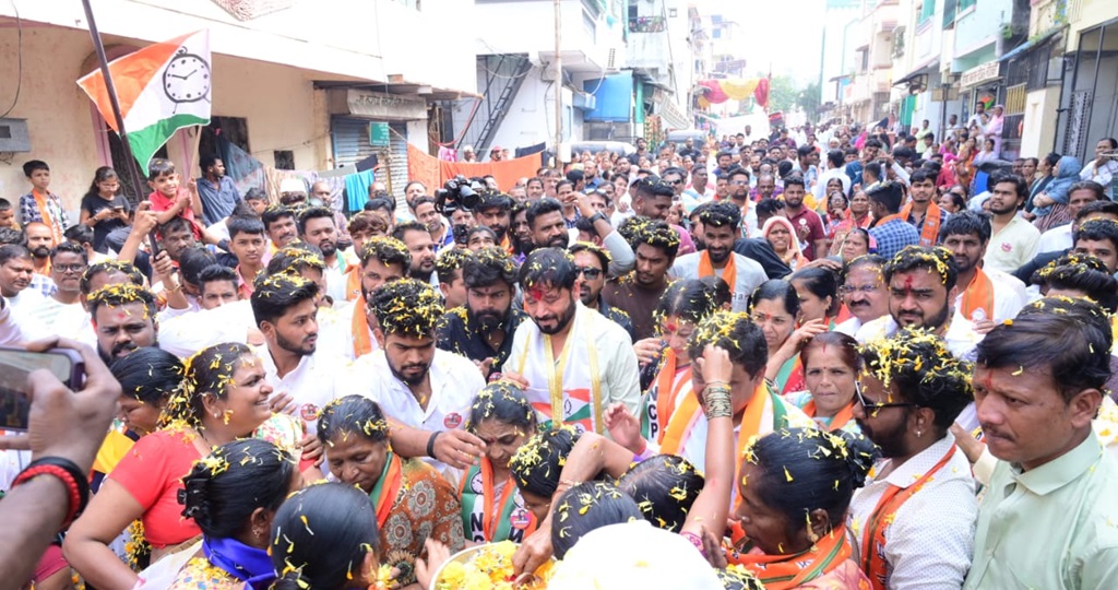 Maharashtra Elections: Sunil Tingre Promises Grand Statue of Dr ...