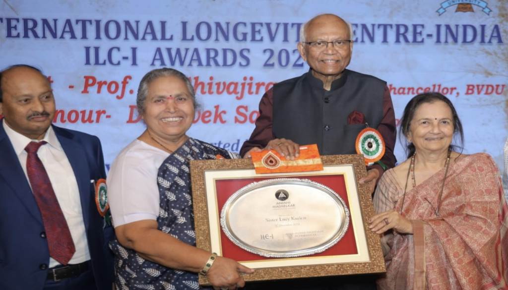 Pune: Anjani Mashelkar Inspiration Award 2024 conferred on Sister Lucy ...