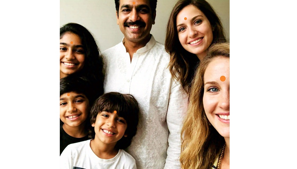 THE KESAR TILAK: UNLOCKING THE SECRETS OF THE THIRD EYE CHAKRA ...